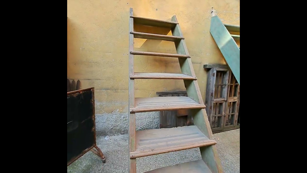 Scala in legno 2025: 7 idee creative per ogni stile di casa
